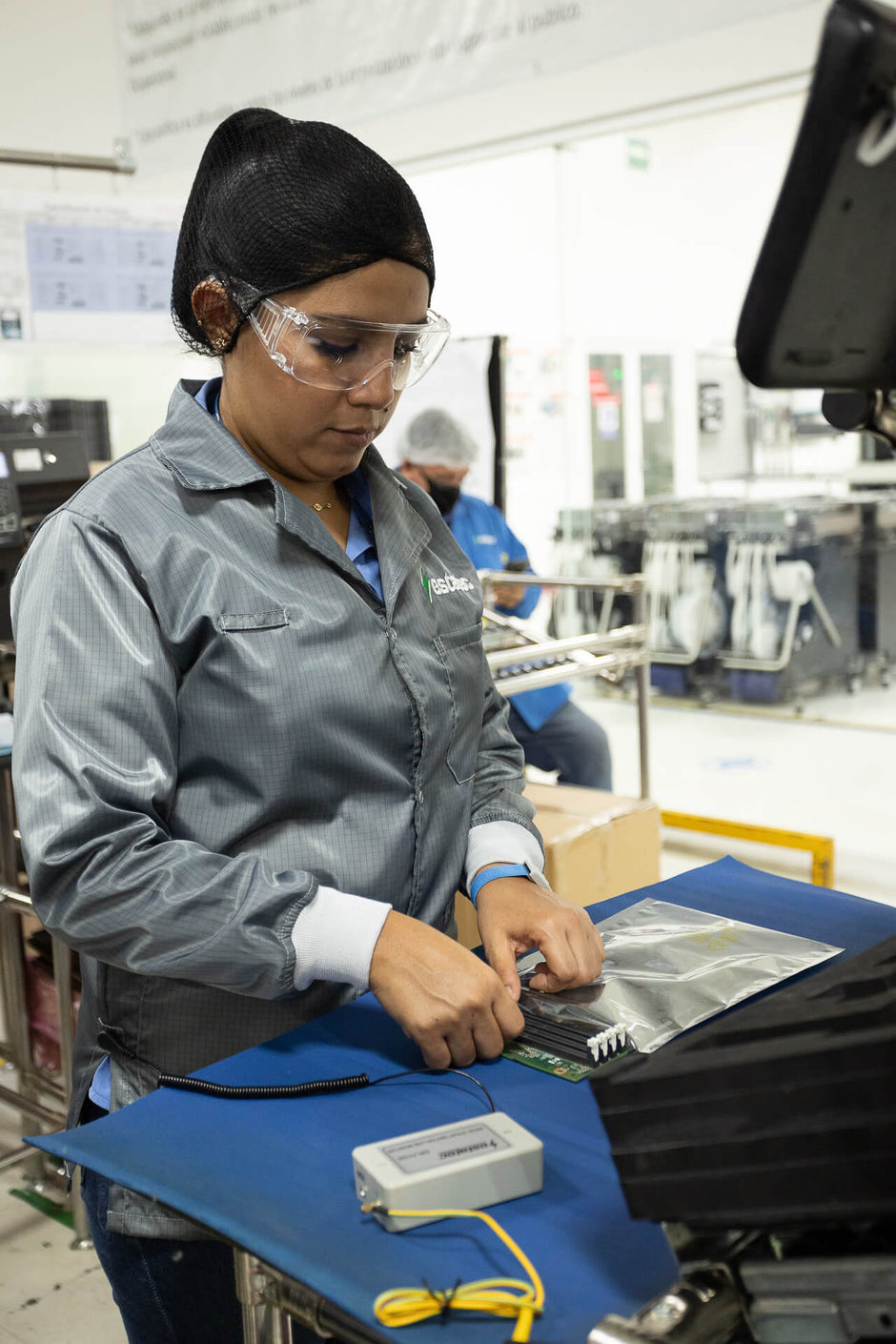 ESD Smocks & Lab Coats | Estatec